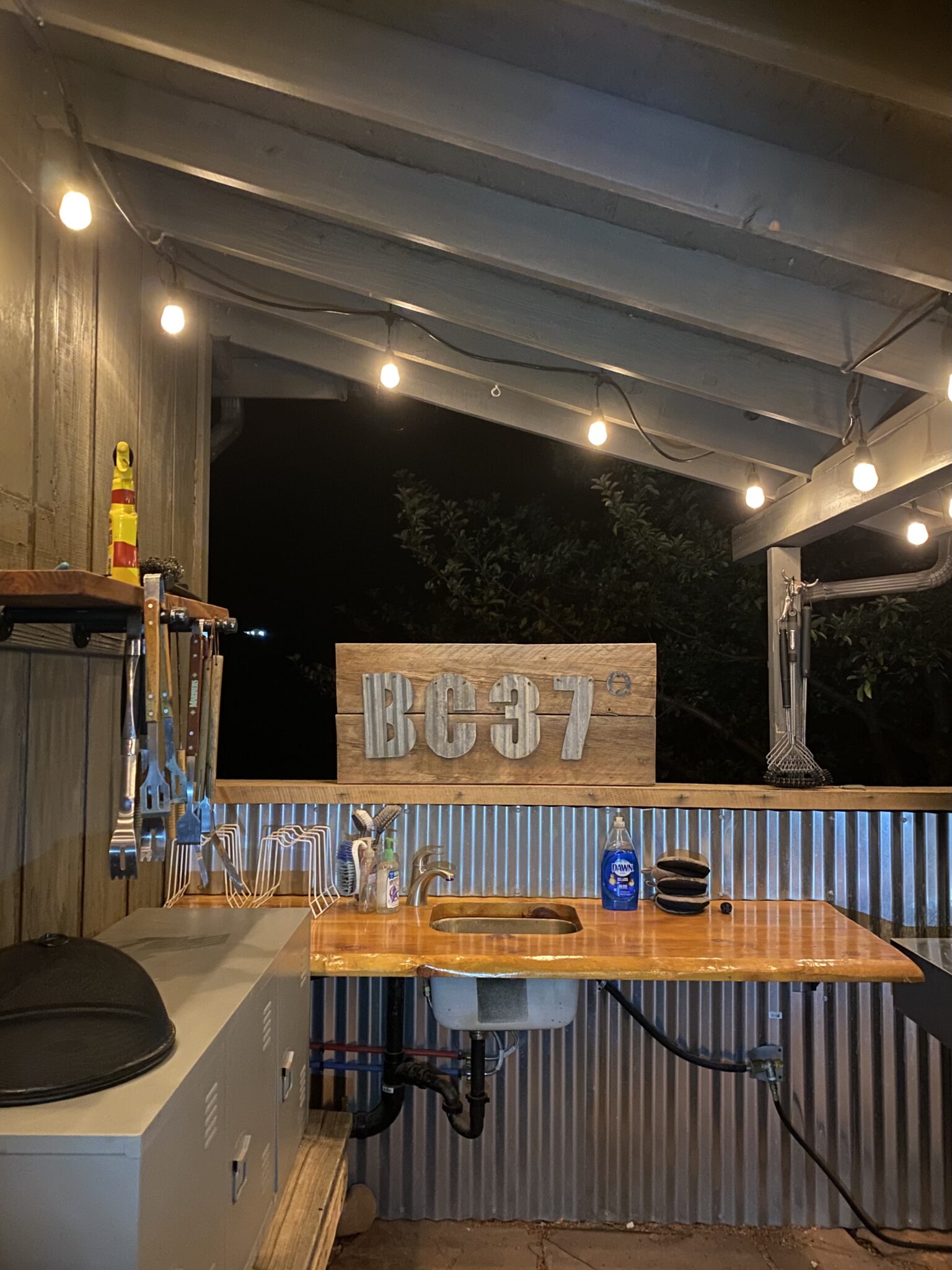 Getting Off The Grid and Back to Nature In Style: A Review of BaseCamp ...